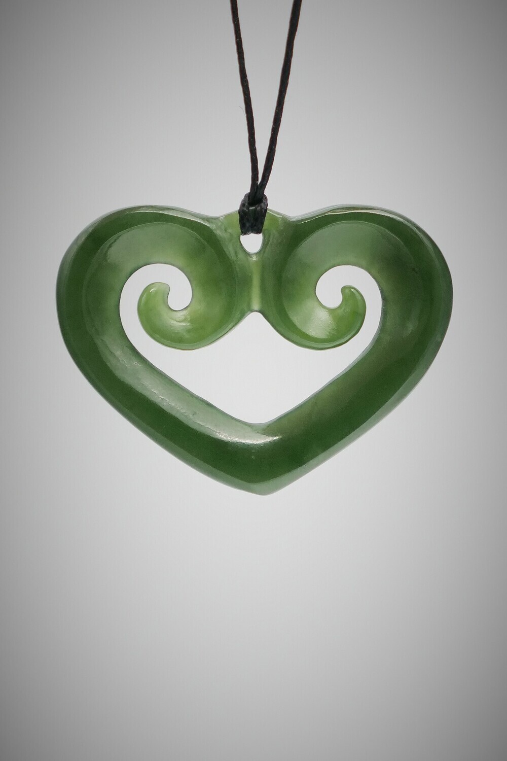 Greenstone Heart NZ Genuine Kawakawa stone med - Kakanui