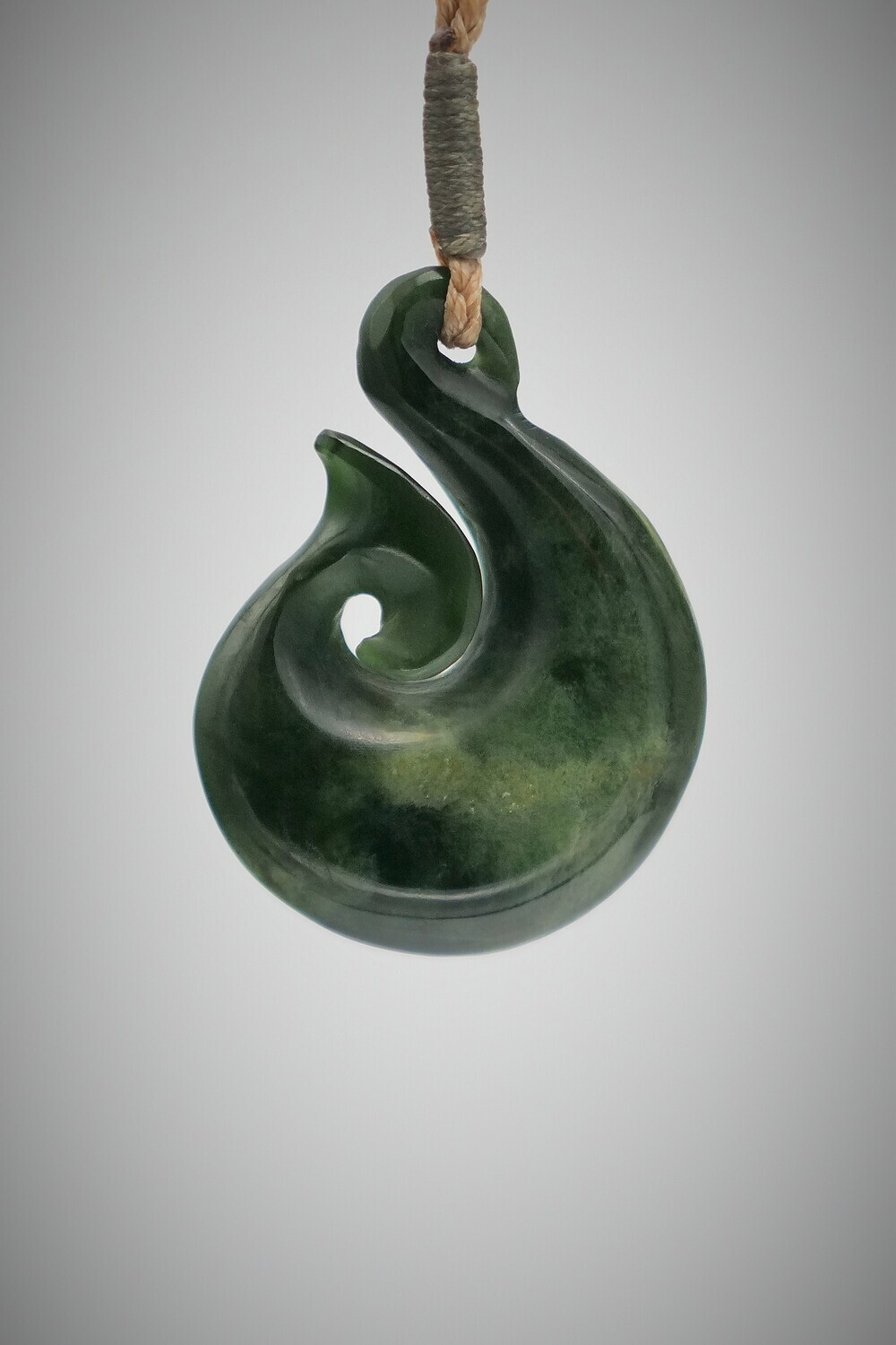 Moko Pounamu Hei Matau NZ Genuine Kawakawa Flower Greenstone - Omahu