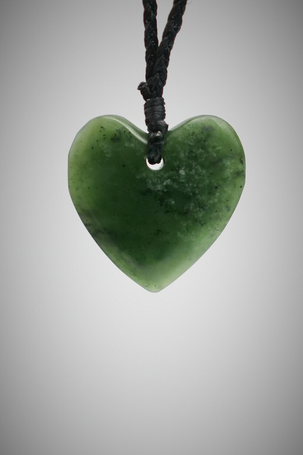 Greenstone Heart NZ Genuine Kawakawa stone - Waiatuhi
