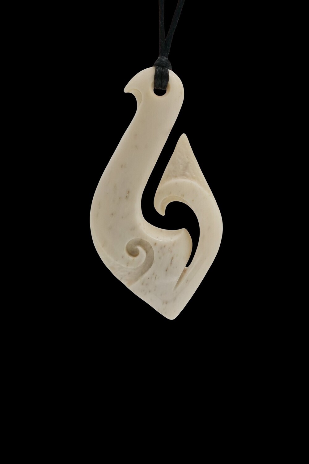 Moko Pounamu, Hei Matau (Hook) Bone Carving - Totora