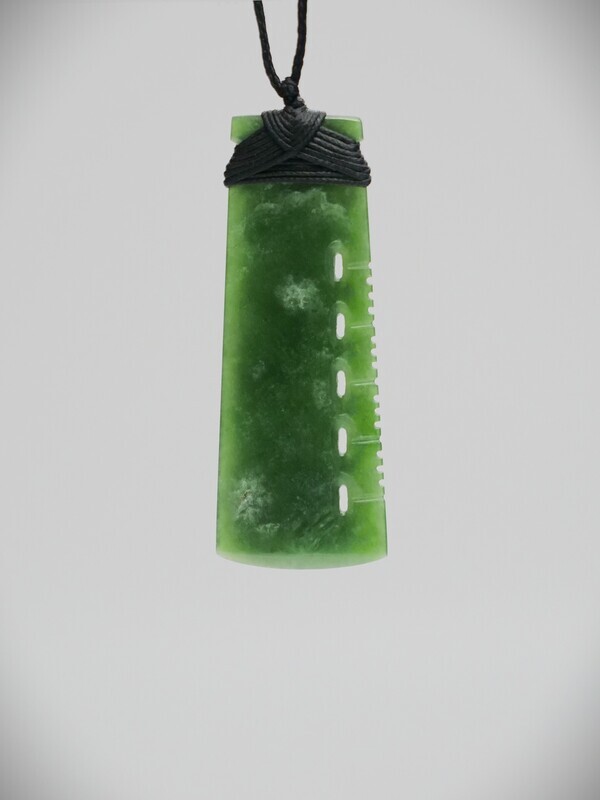 Pounamu Toki | Greenstone Shop | Moko Pounamu
