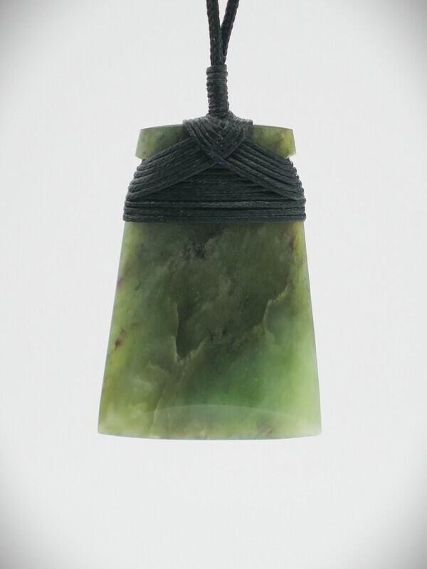 Pounamu Toki | Greenstone Shop | Moko Pounamu
