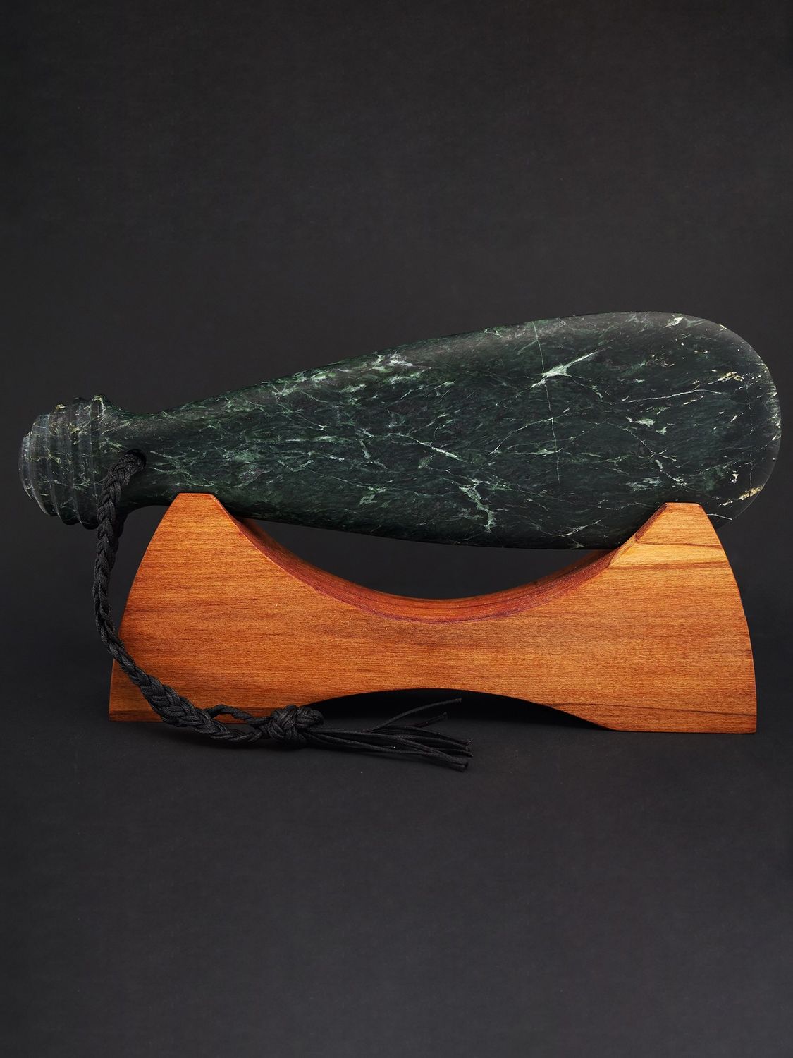 Moko Pounamu Mere NZ Genuine Tangiwai Greenstone - Karaka