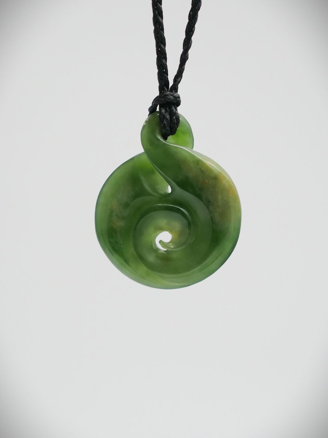 Moko Pounamu Pikorua Twist NZ Kahurangi Greenstone - Peraki