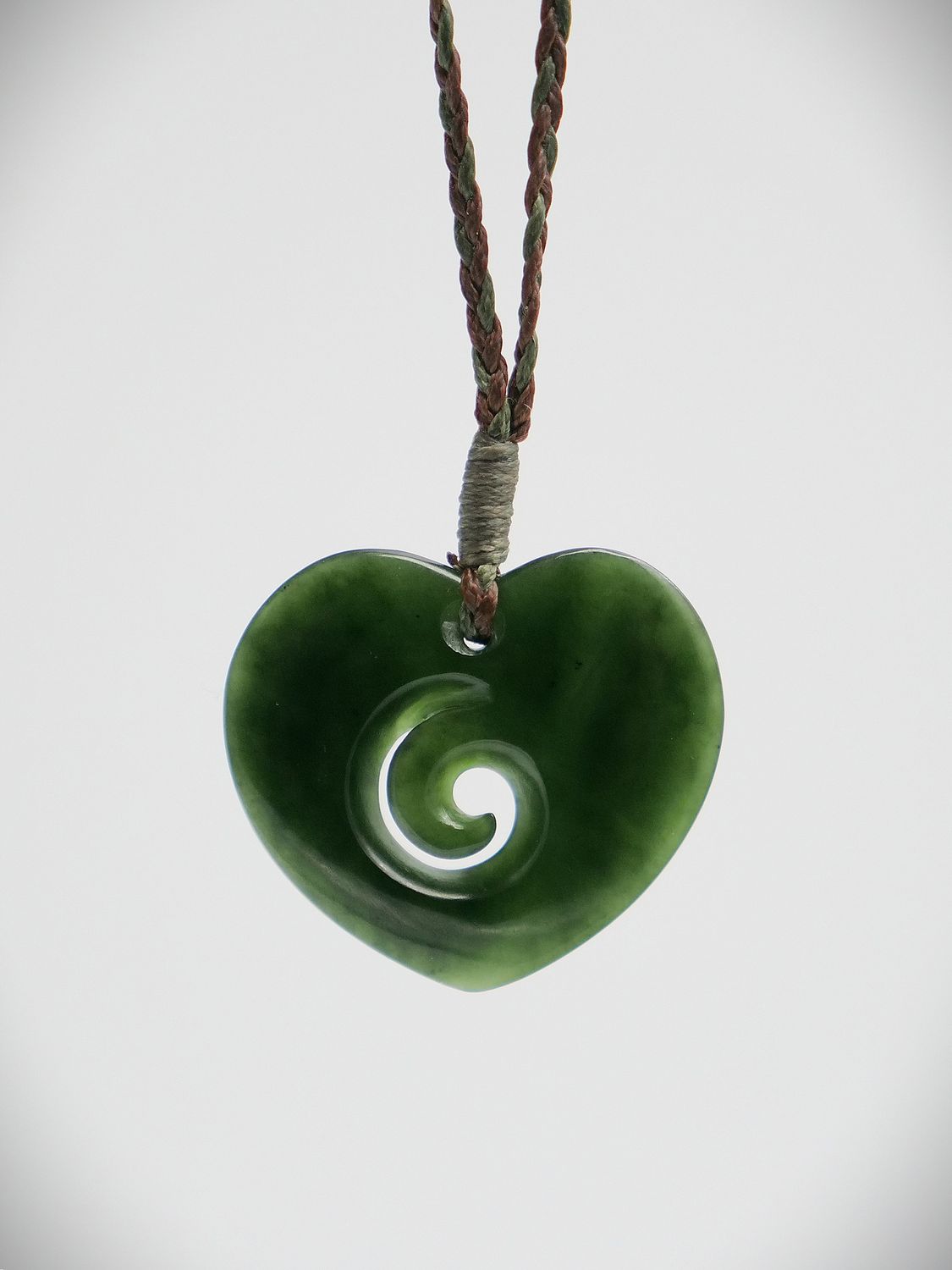 Moko Pounamu Heart NZ Genuine Kawakawa Greenstone - Taramoa