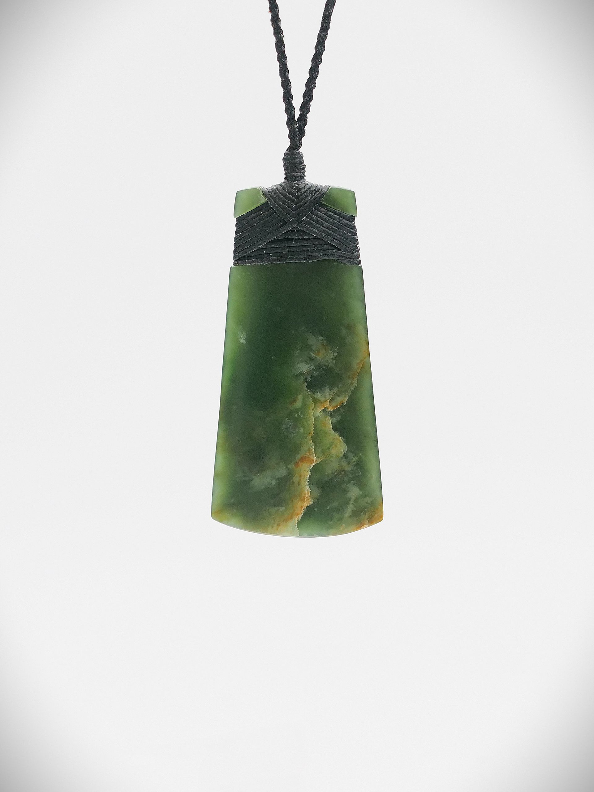 New Zealand Pounamu | Jewellery & Sculptures