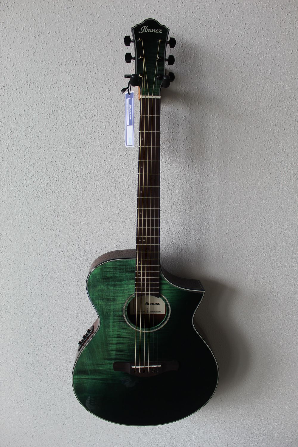Ibanez AEWC32FM Thin Body Acoustic/Electric Guitar - Green Sunset Fade ...