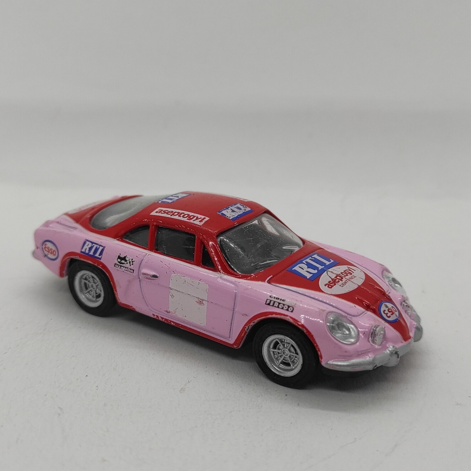 Renault Alpine A110 Rose
