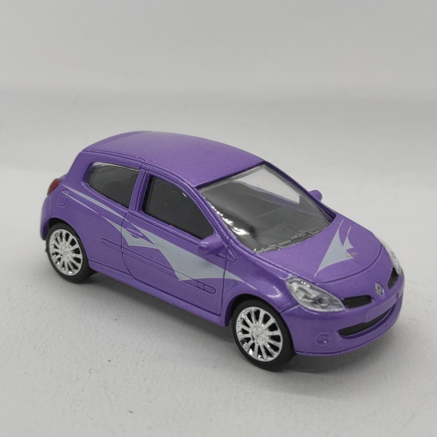 Renault Clio 3 sport violette