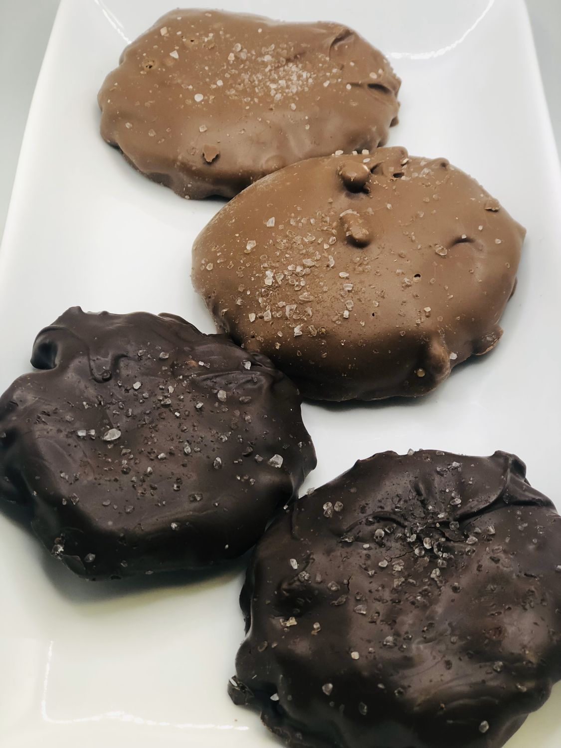 Jumbo Salted Chocolate Caramel Pecan Turtle (4) - Store Pralines ...