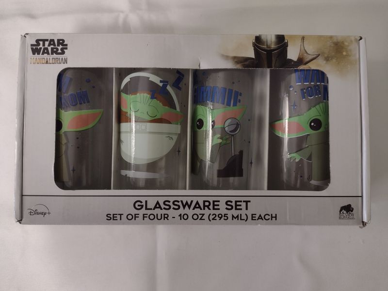 Star Wars Mandalorian Yoda Glass Set