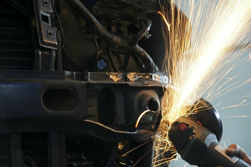 Online ordering by LB Restoration Services