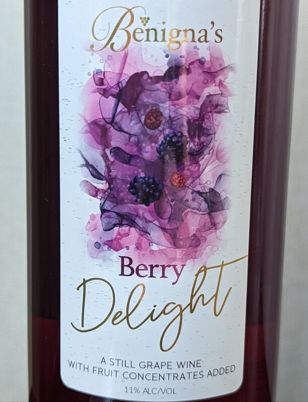 Benigna's Creek Berry Delight Wine