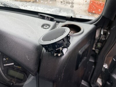 Pair of Genuine Land Rover Upper Dashboard Tweeter Grille Speakers ...