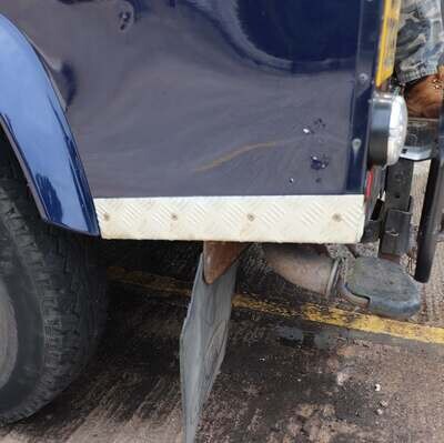 Side Sill Protectors – Aluminium Chequer Plate for Land Rover Defender ...