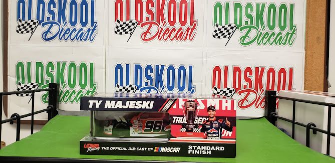 Ty Majeski #98 2024 Road Ranger Champion Craftsman Truck Series 1:24 scale