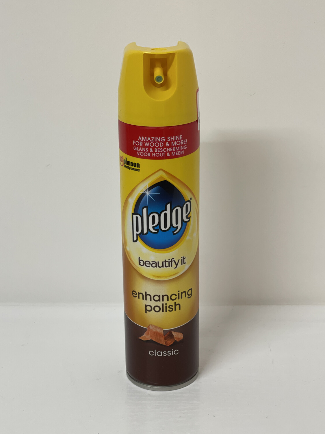 Pledge Enhancing Spray Furniture Polish