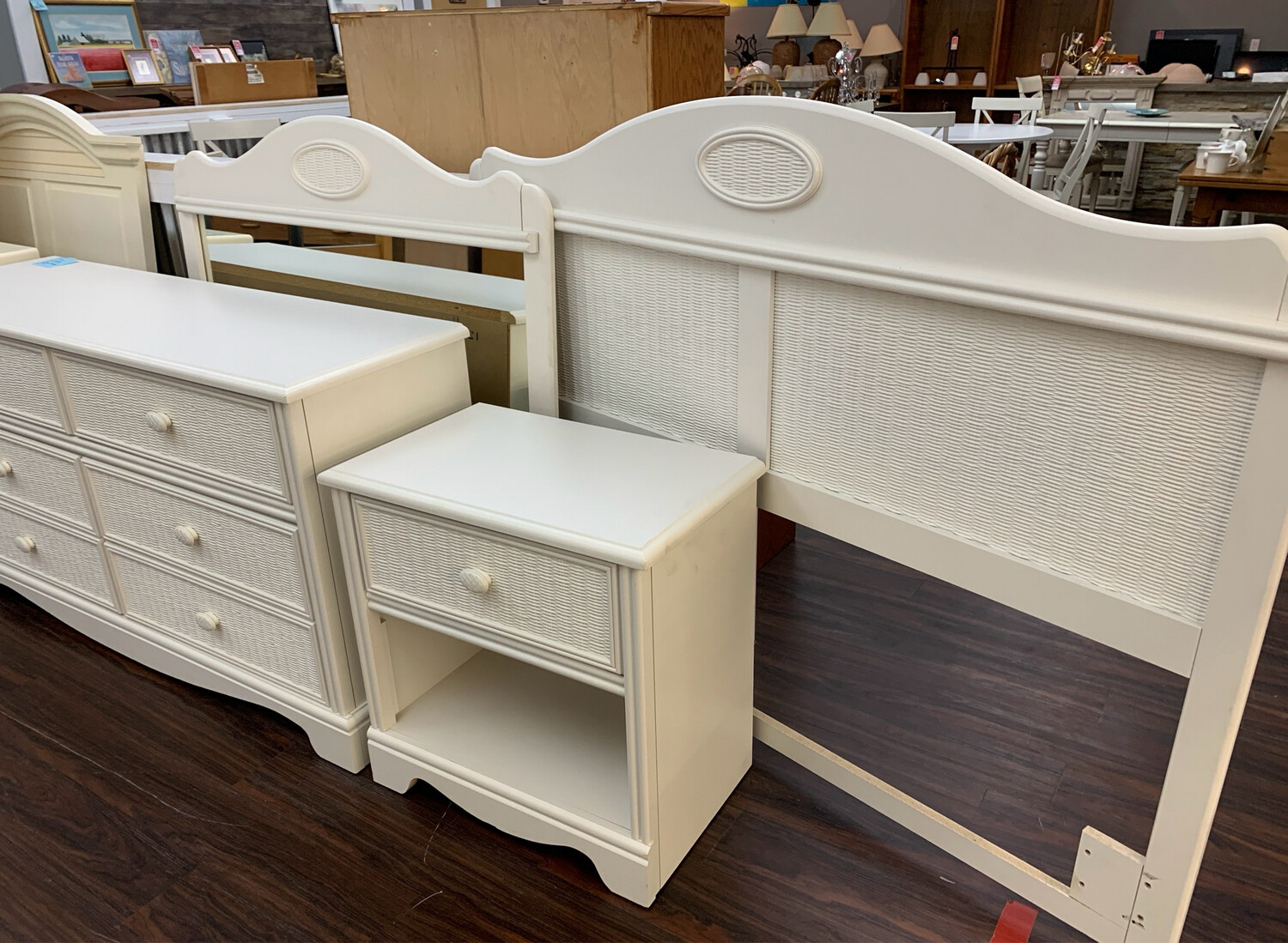 4 PC White Bedroom Set