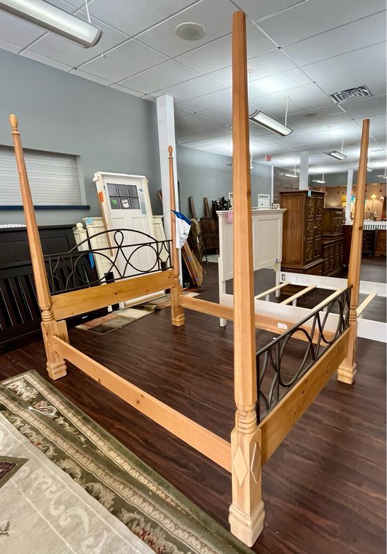 Queen-Full Four Poster Bed Frame