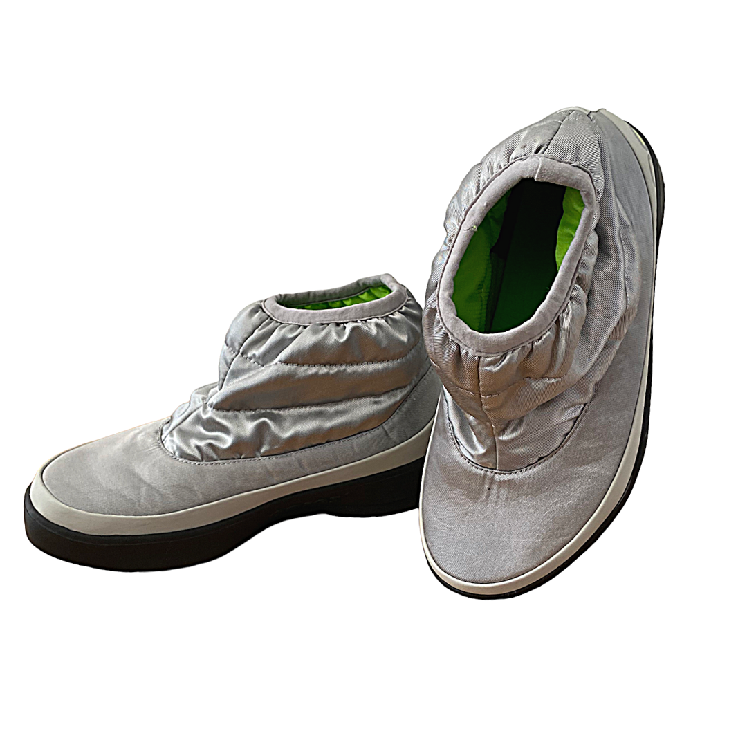 OOfos OOmg Bootie Women's Size EU38 US7