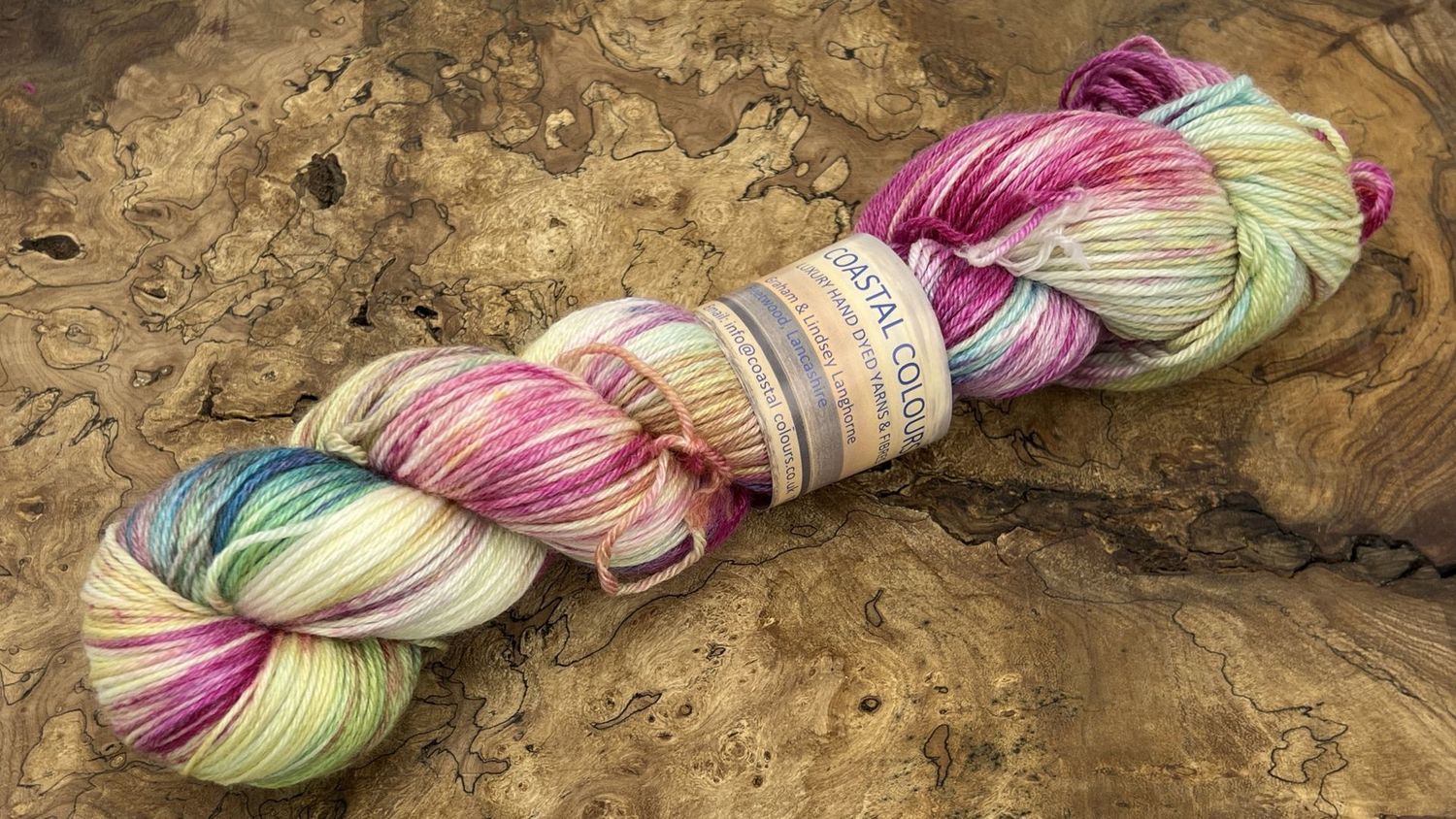 65% Superwash Merino Wool 20% Bamboo 15% Silk 4ply