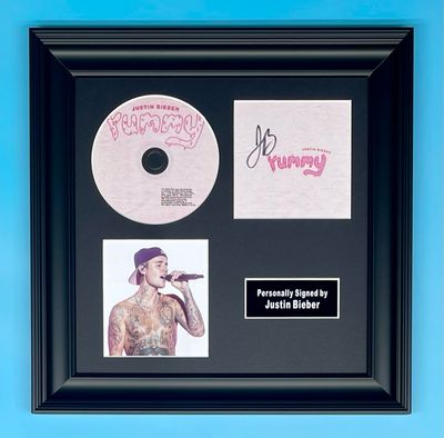 MUSIC MEMORABILIA