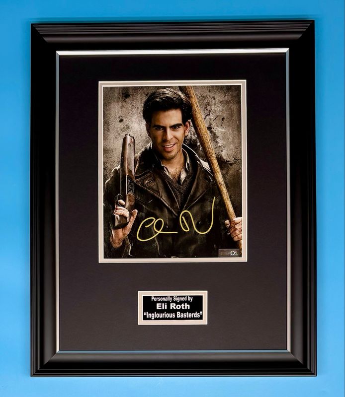 TV & MOVIE MEMORABILIA