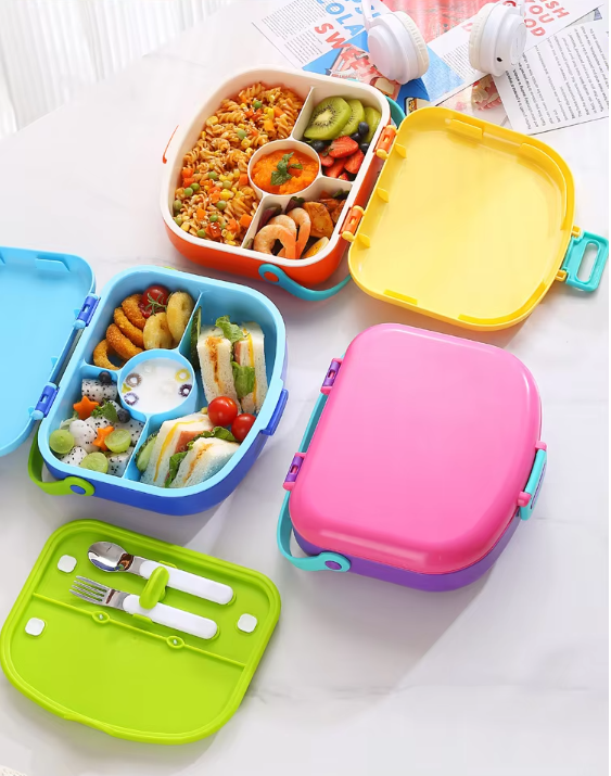 Bento Box 4 Compartments With Cutlery
