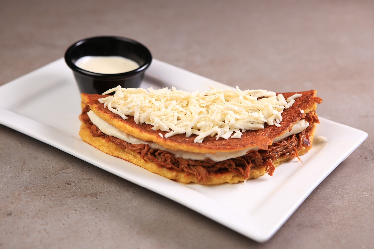 Cachapa De Chicharron Frito Y Nata