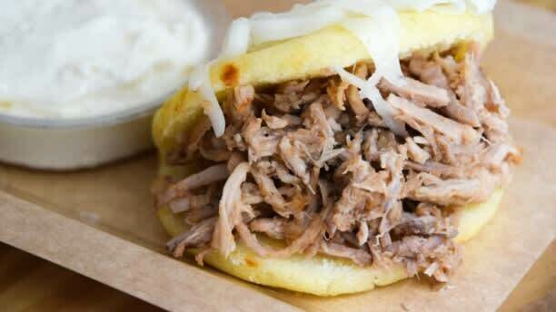 Arepa De Pernil