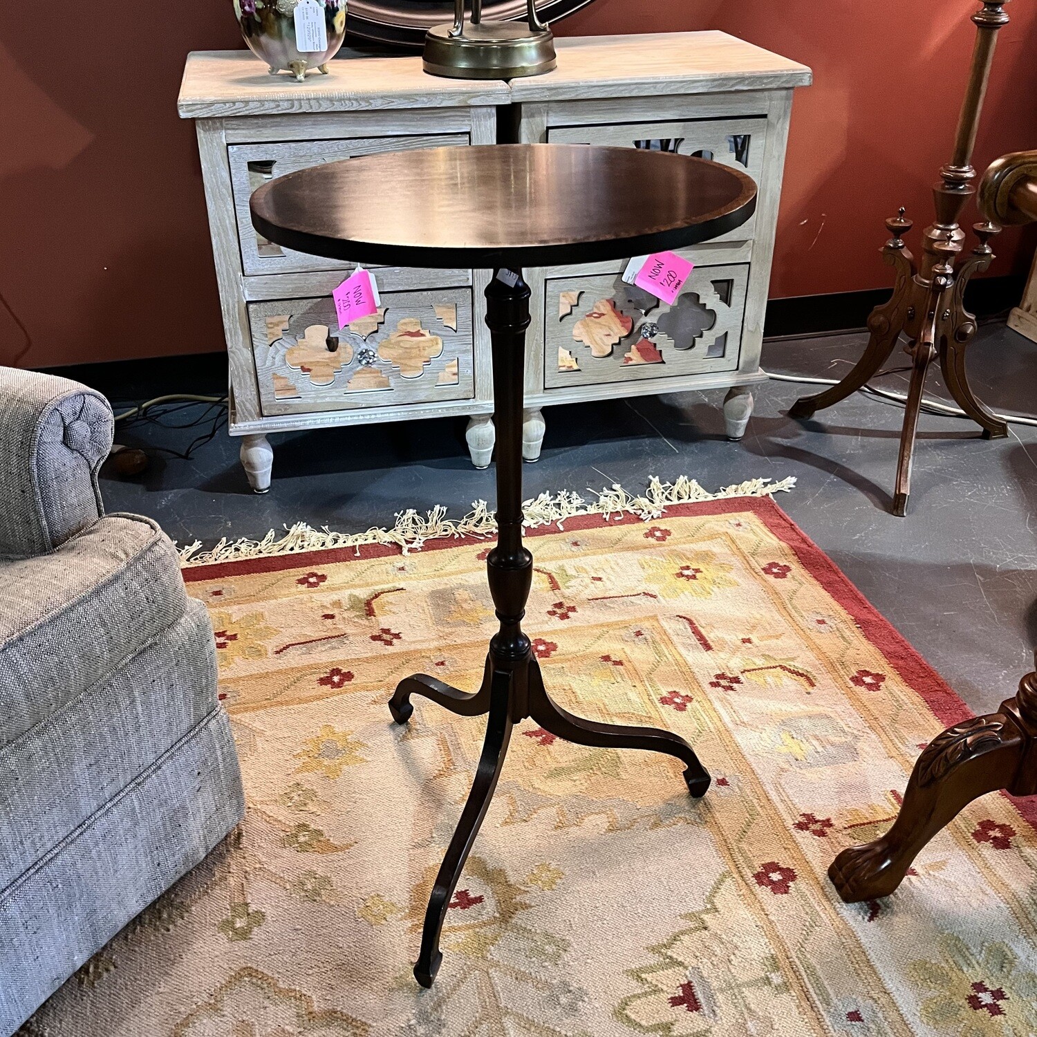 Regency Oval Plant Stand