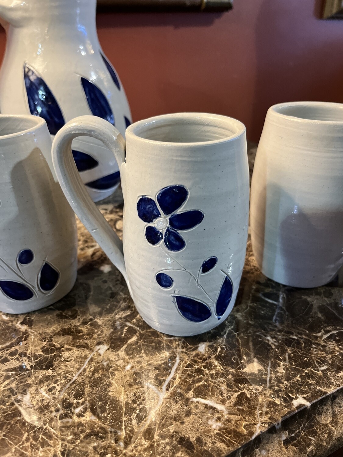 Williamsburg Virginia Pottery Tall Mug