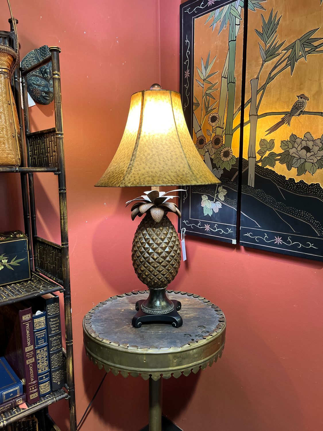 Pineapple Lamp with Shade