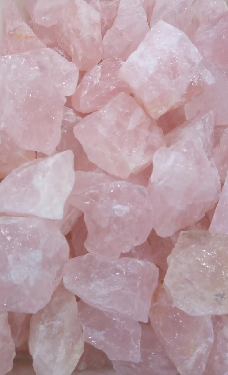 Cuarzo rosa en bruto