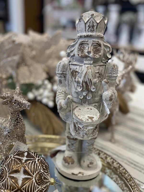 Aud Drum Nutcracker 12"x4"x5"