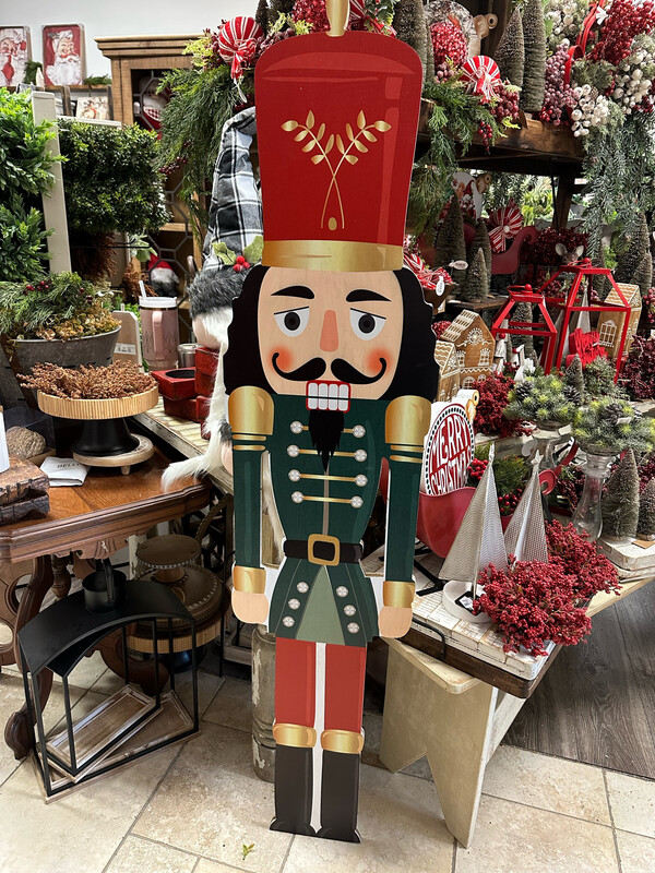 Jarmz Nutcracker Tall Green