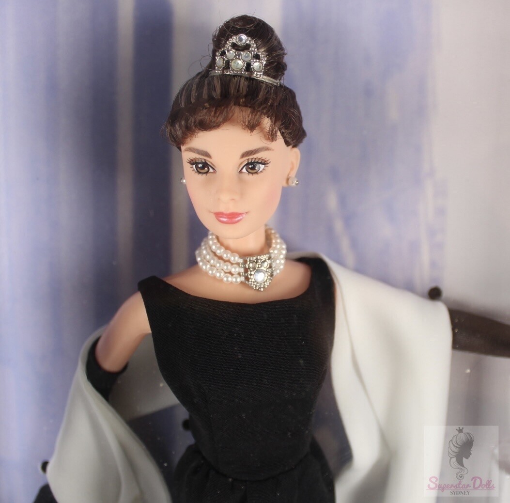 1998 Classic Edition Audrey Hepburn Breakfast At Tiffanys Barbie Doll