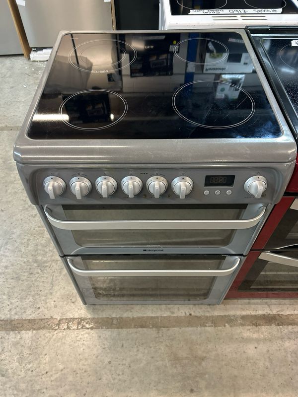 Hotpoint HUE61 60cm Electric cooker Twin Cavity Double Oven Ceramic Hob ...