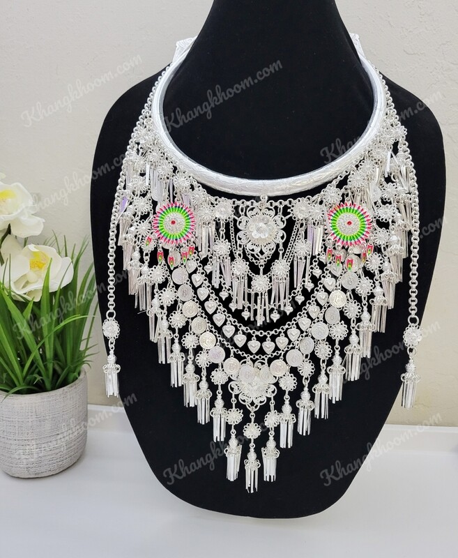 Hmong Women Xauv X15