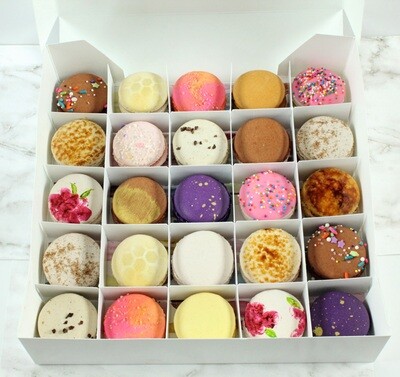 Sweet Velvet Macarons