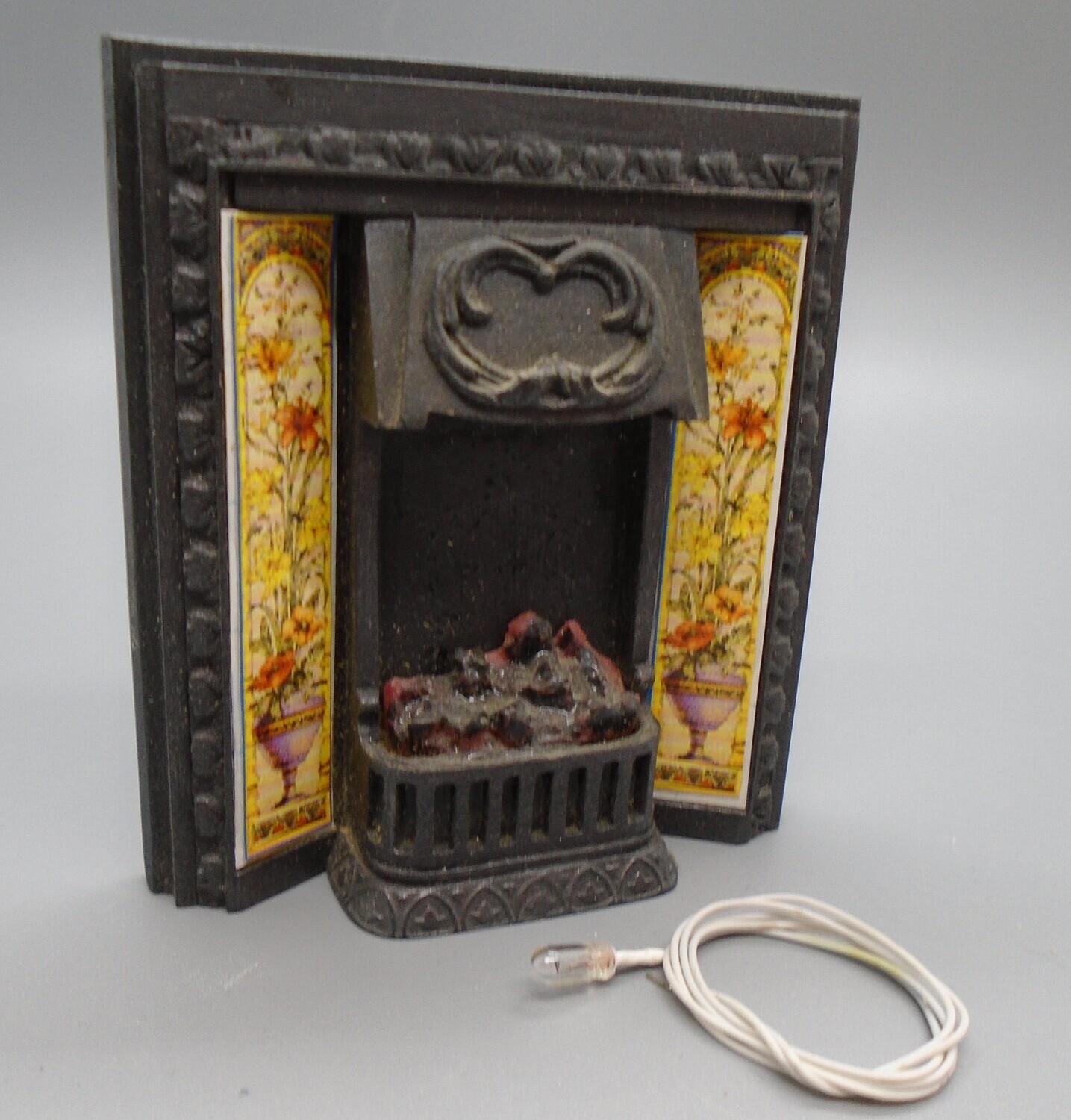 BEAUTIFUL VICTORIAN STYLE FIRE PLACE WITH GLOWING FIRE