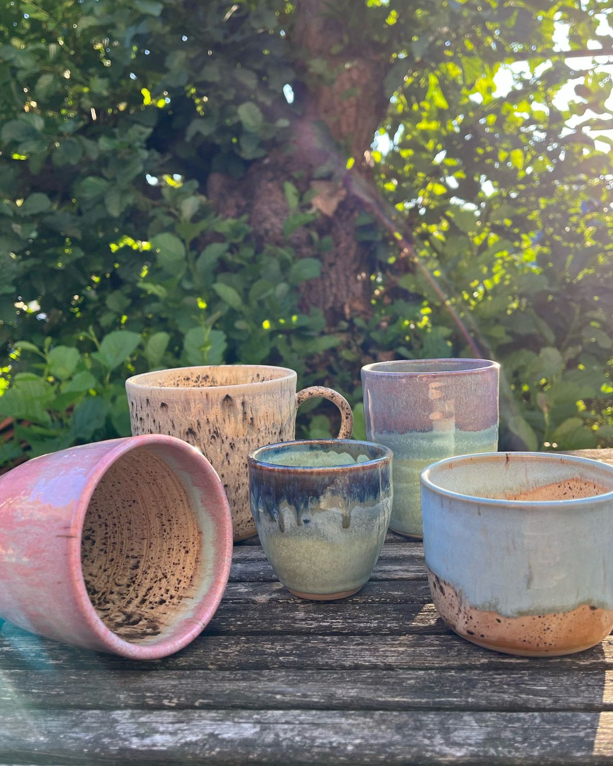 Unieke handgemaakte mokken van keramiek