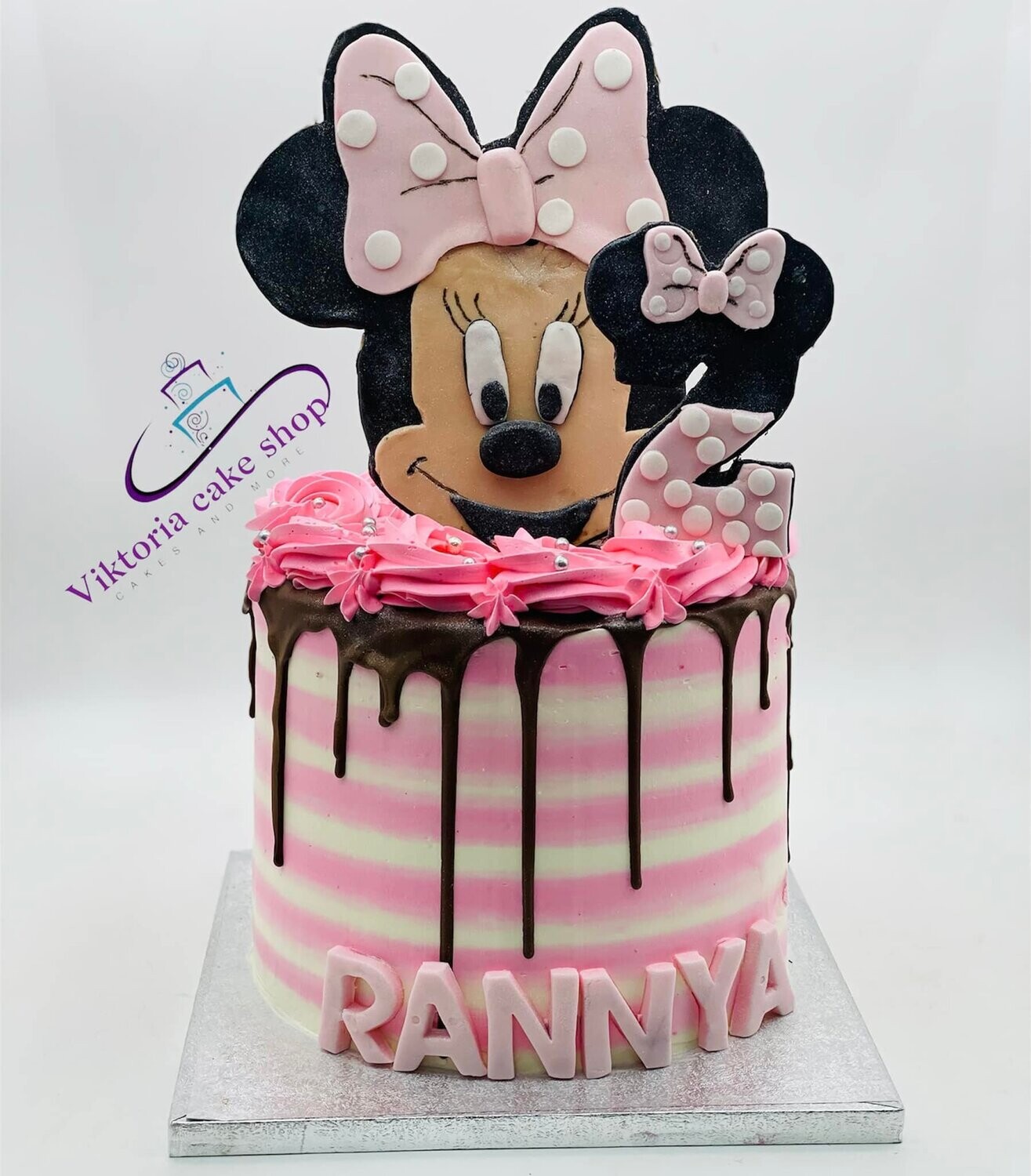 MINNIE MOUSE CAKE Birthday Cake Egg Free Sponge MINNIE MOUSE CAKE Birthday Cake Egg Free Sponge