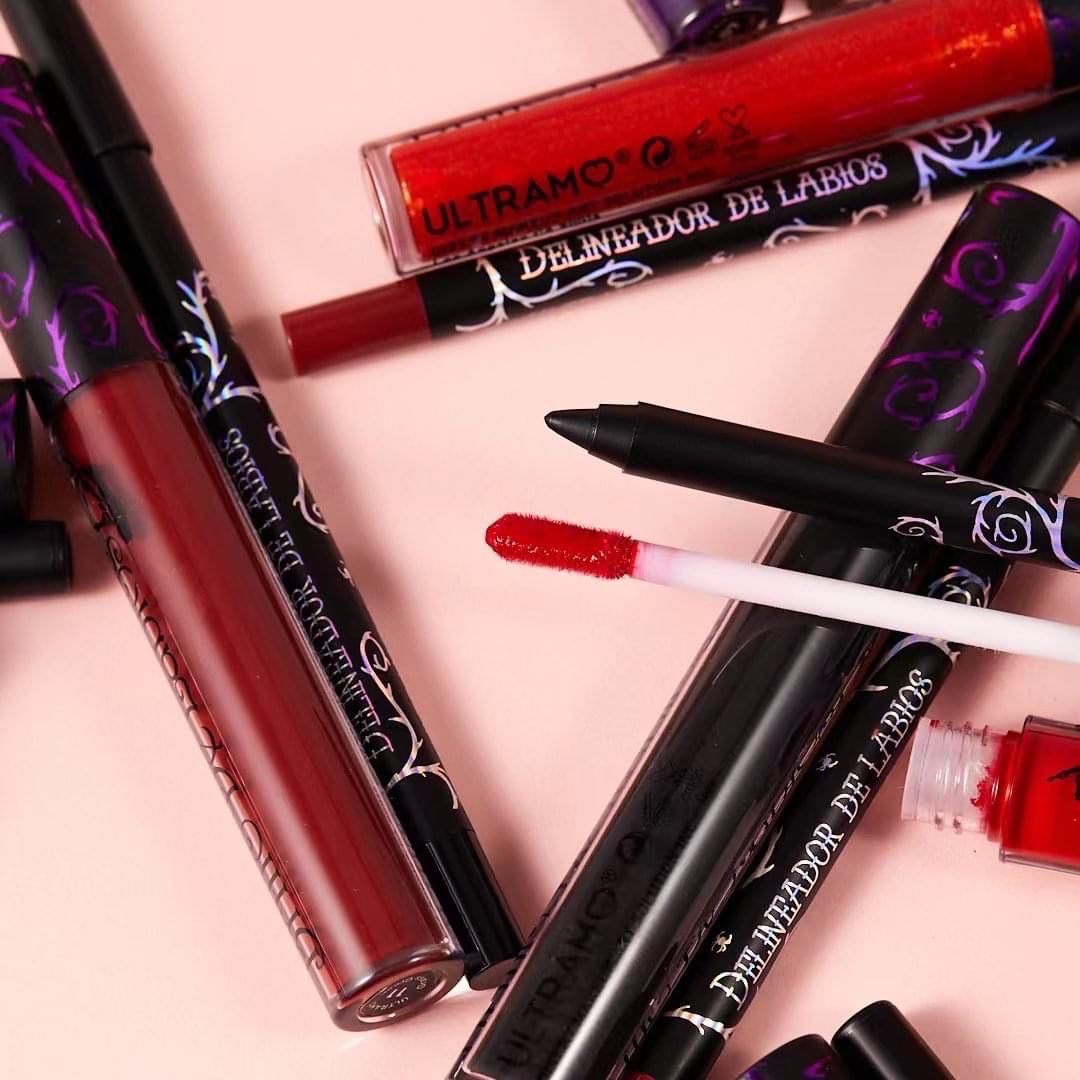 Docena Set Labial & Delineador Ultram♡ Día de Muertos