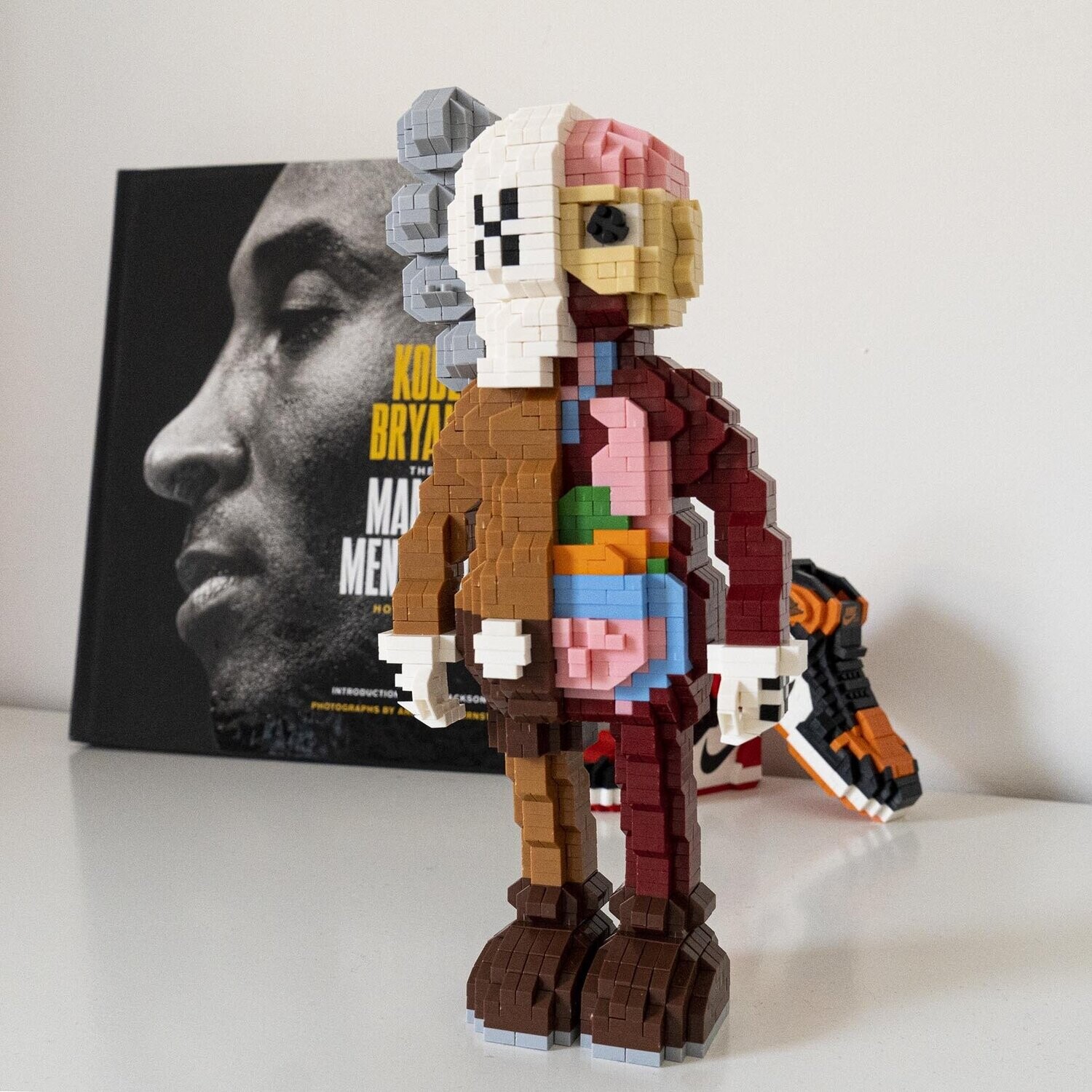 SNEAKR KAWS BRICK TOY COLOR
