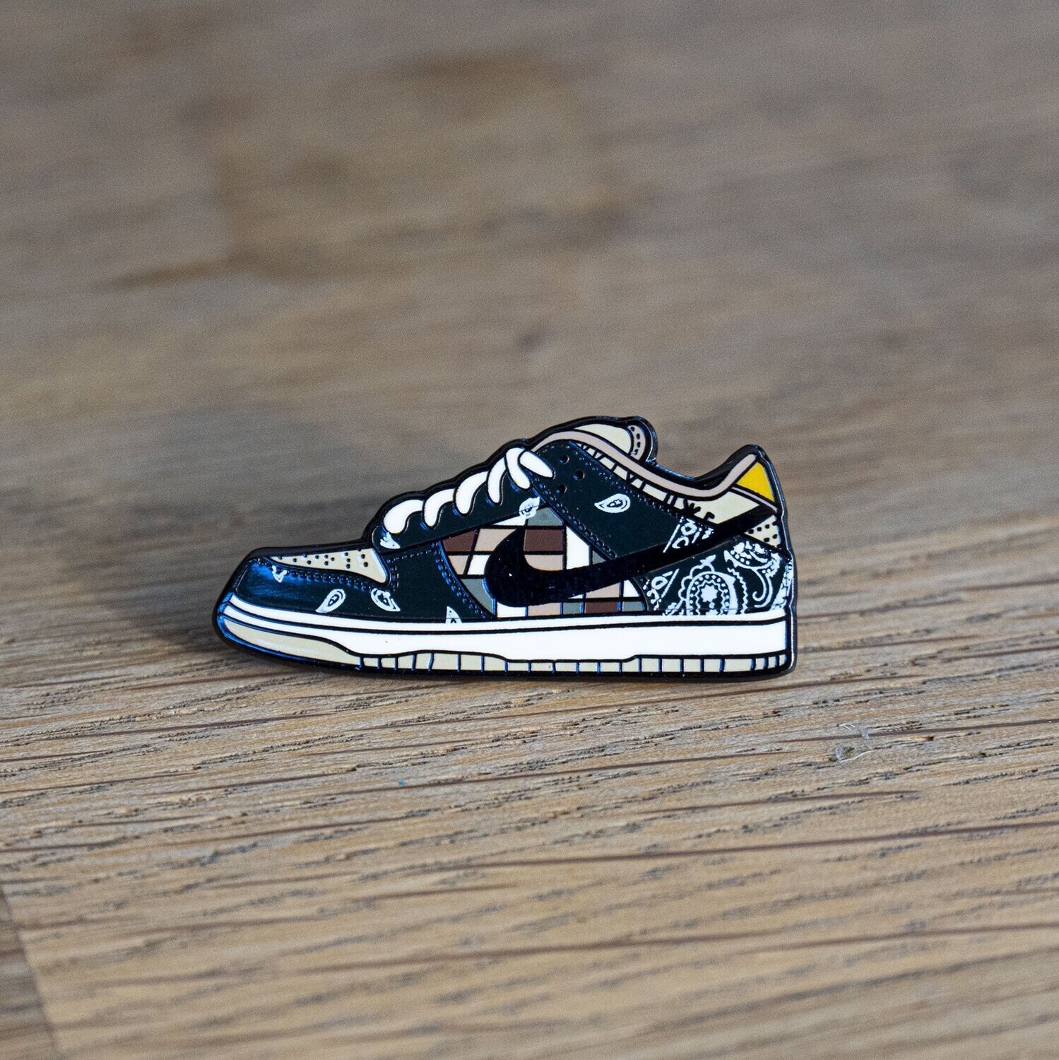 SB Dunk Travis Scott Pin