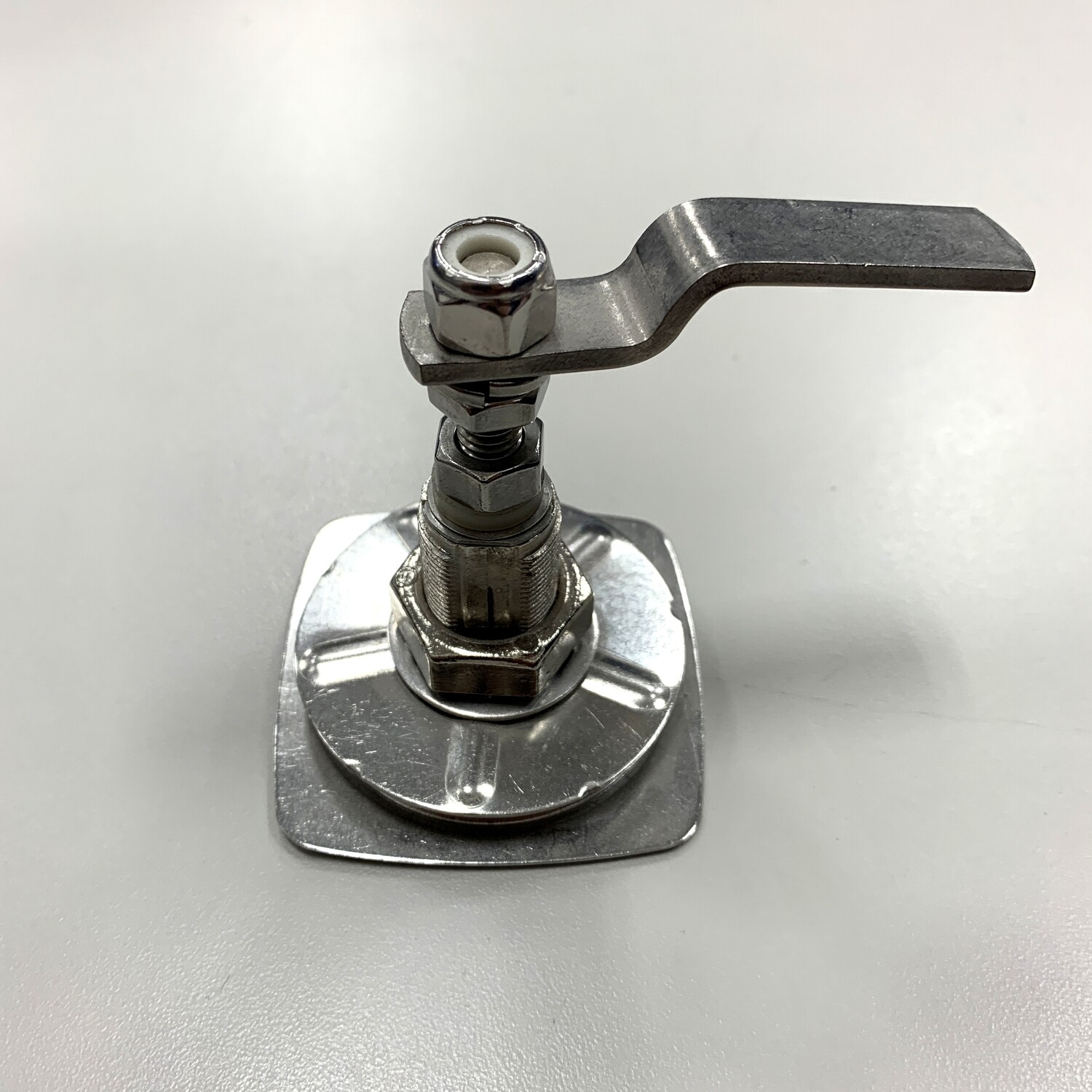 Arima Anchor Locking Latch – Shop – DefianceMarine.shop