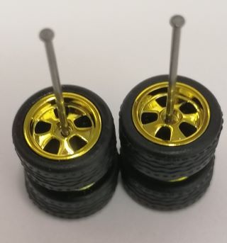 5 Spoke Blade - Alloy Rim / Black Treaded Rubber Tyre