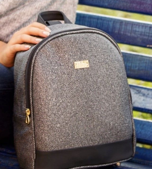 Classic Handbags Collection