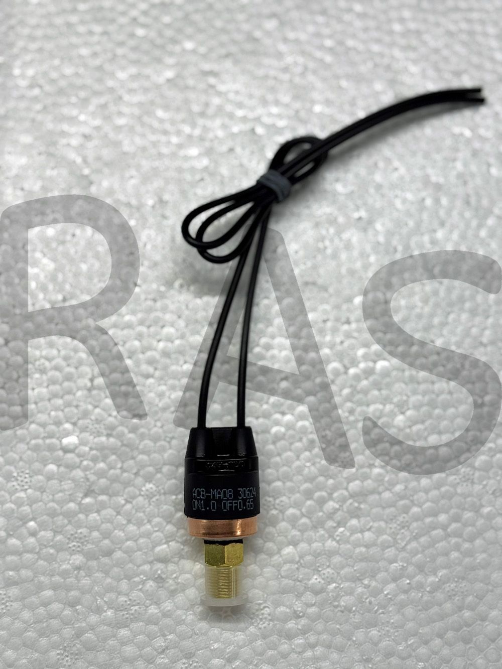 Showa Oil Pressure Switch - ACB-MA08 - Store - RAS Machine Tool ...